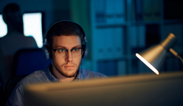 Your Eyes Deserve Better: Advantages of Blue Light Glasses – Syght Glass